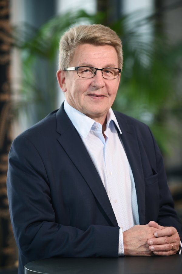 Ismo Partanen: Terveydenhuollon kaksi todellisuutta ...